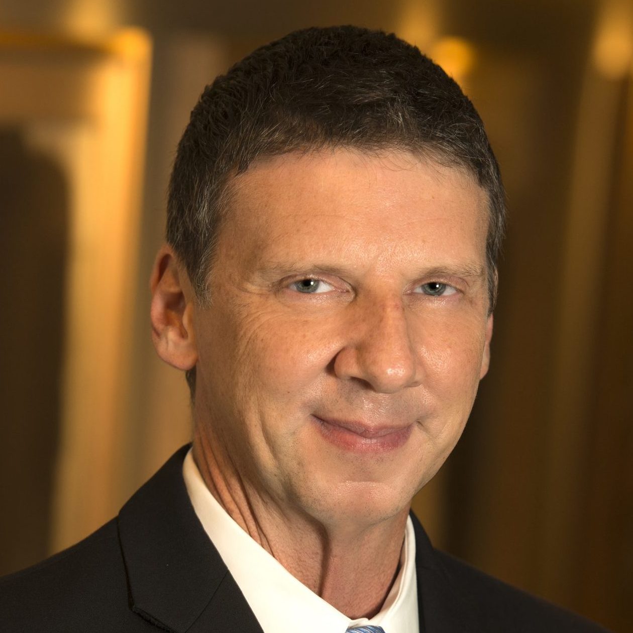 Leadership - CSI Leasing